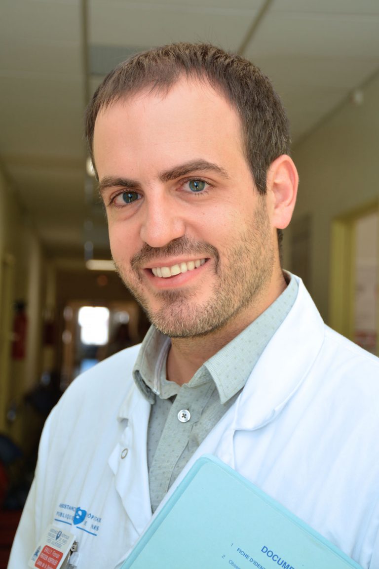 Centre d’évaluation et traitement de la douleur | Hôpitaux ...